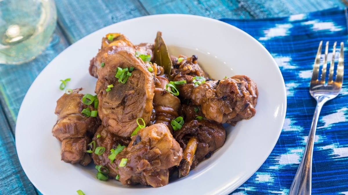 14 Iconic Filipino Dishes People Must Try At Least Once - My Plant ...